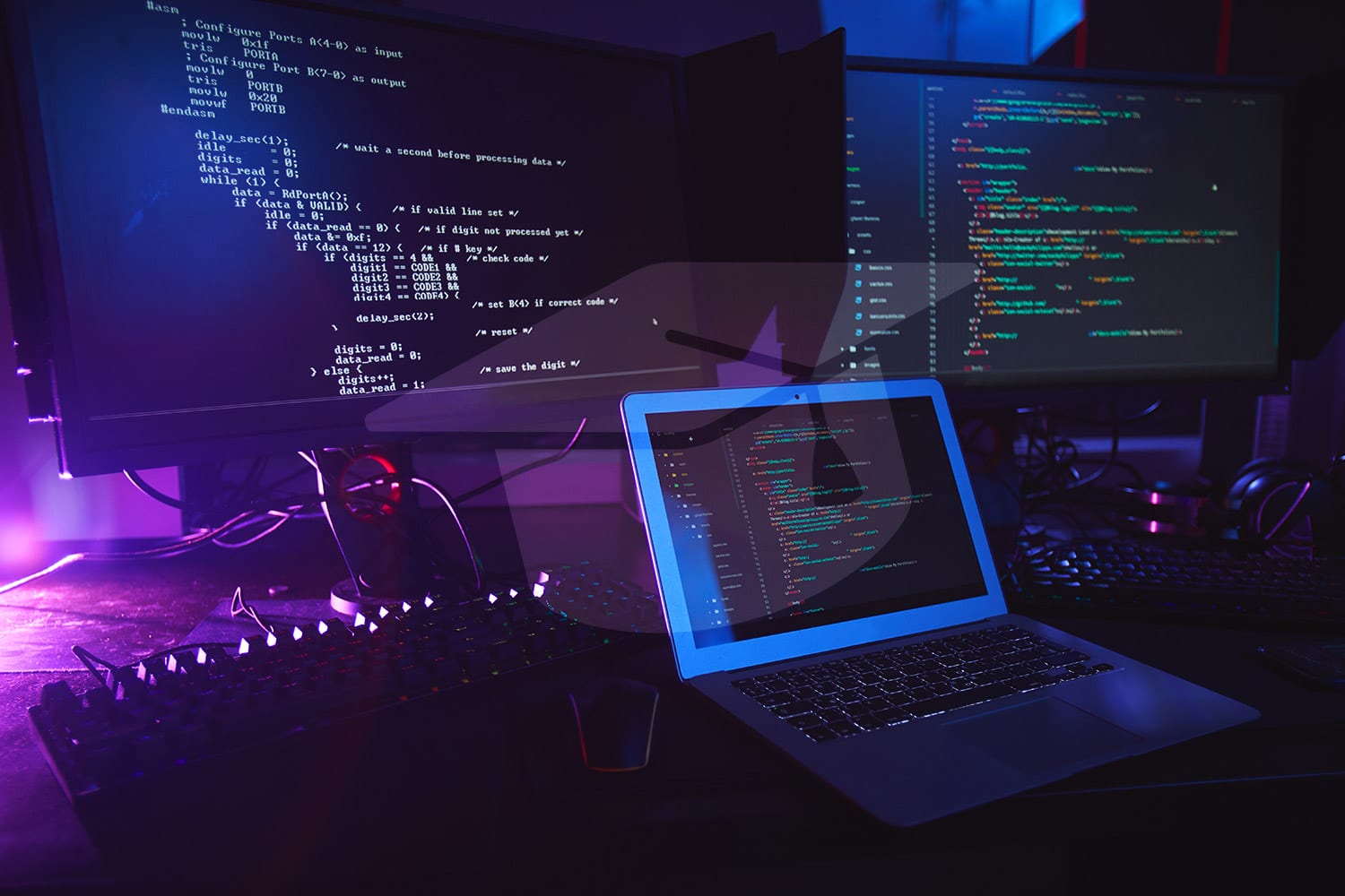 ¿Qué es mejor estudiar informática o administración? ¿Qué camino ...